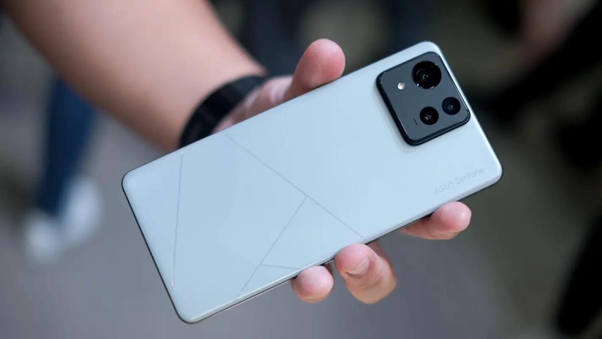 Asus decide não lançar novos celulares em 2026 | MaisCelular